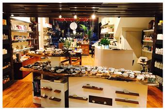 RUBY ROOM In Chicago IL | Vagaro